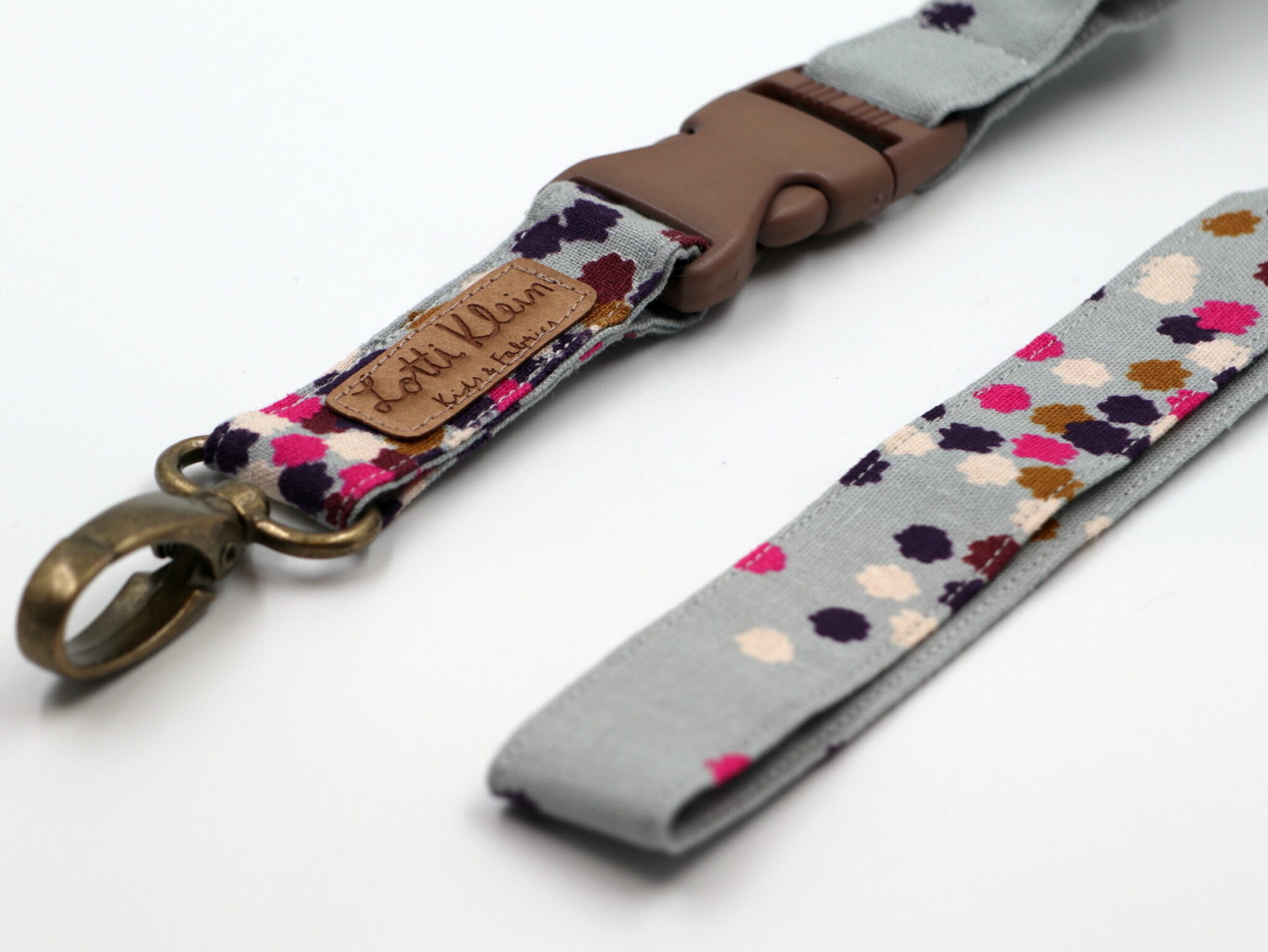 Schlüsselband "Gray Hax" individuell und handmade aus Berlin - LottiKlein