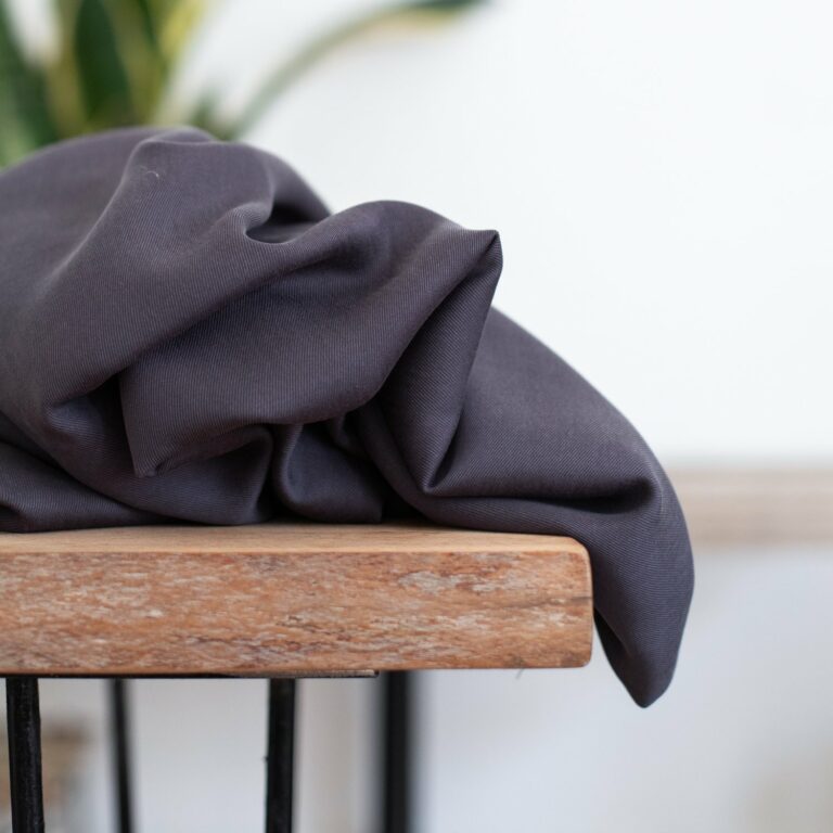 Meet Milk - Smooth Drape Twill - Anchor - LottiKlein