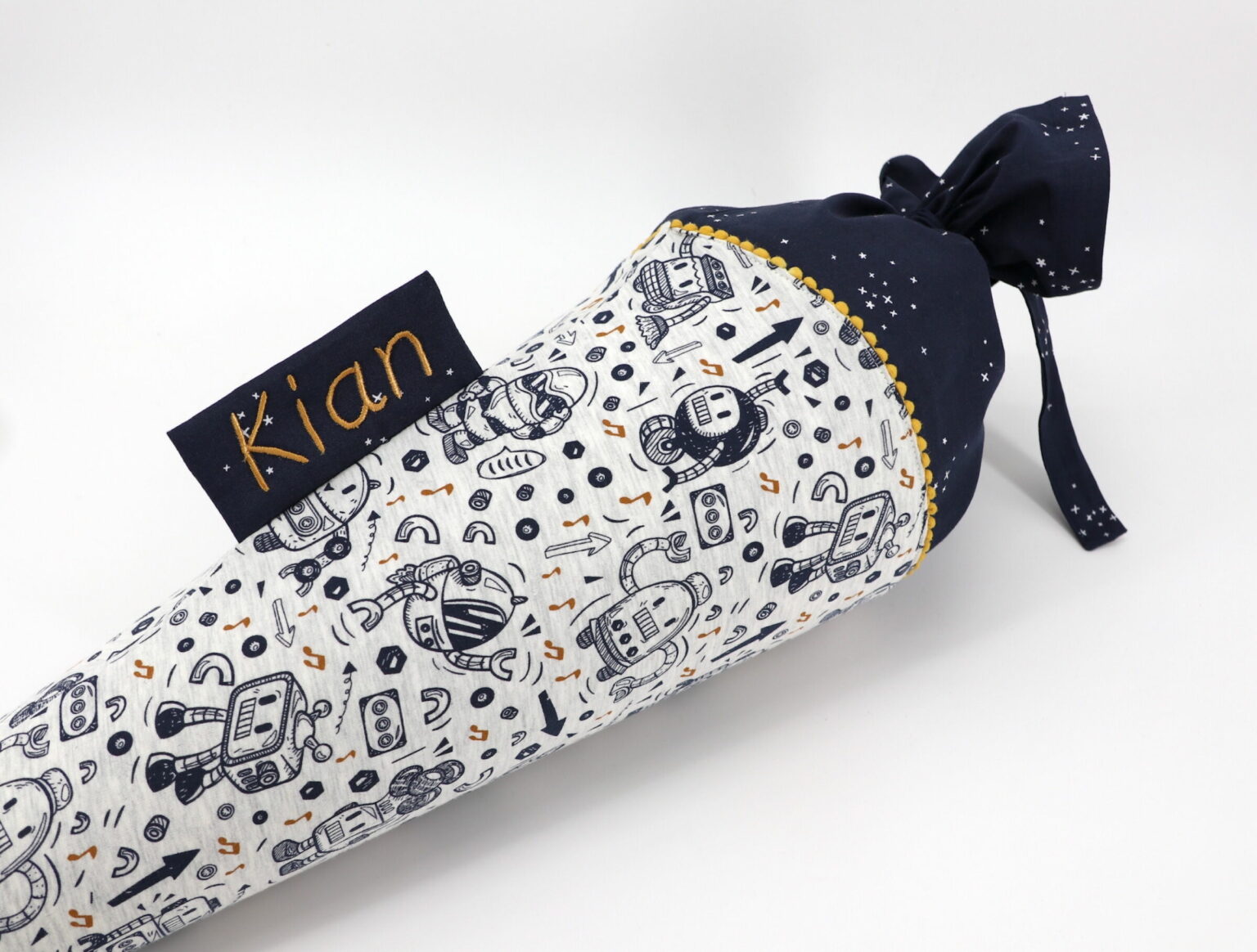 Schultüte "Spatial Friends" mit Namen von LottiKlein - handmade in Berlin